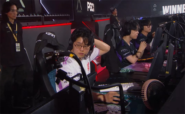 크래프톤 [PGC 현장] T1과 광동, GF 2일차서 종합 1, 2위 차지(종합)