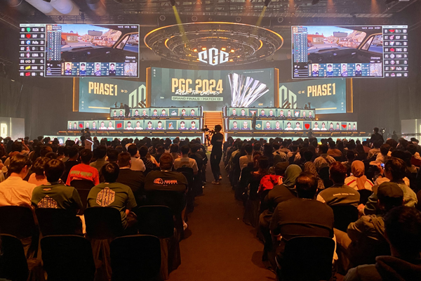 크래프톤 [PGC 현장] 최하위 BB, GF 매치14 치킨 가져가 중위권 합류