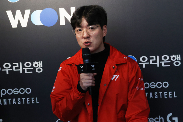 [LCK On-site] T1 Coach Kim Jeong-gyun Victory Interview