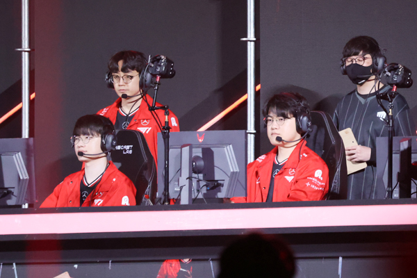 [LCK 현장] 페이커의 노데스 아리 앞세운 T1, KT롤스터와의 1세트 승 1:0