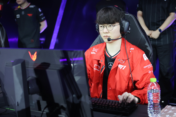 [LCK 현장] 부활 성공한 T1, KT 넘고 MSI 2시드 결정전으로(종합)